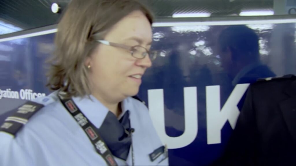 UK Border Force Customs Agents on the Front Lines Border Patrol ...